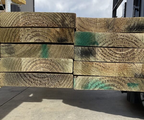 Timber | Palings, Posts, Rough Sawn | DIY Supply NZ